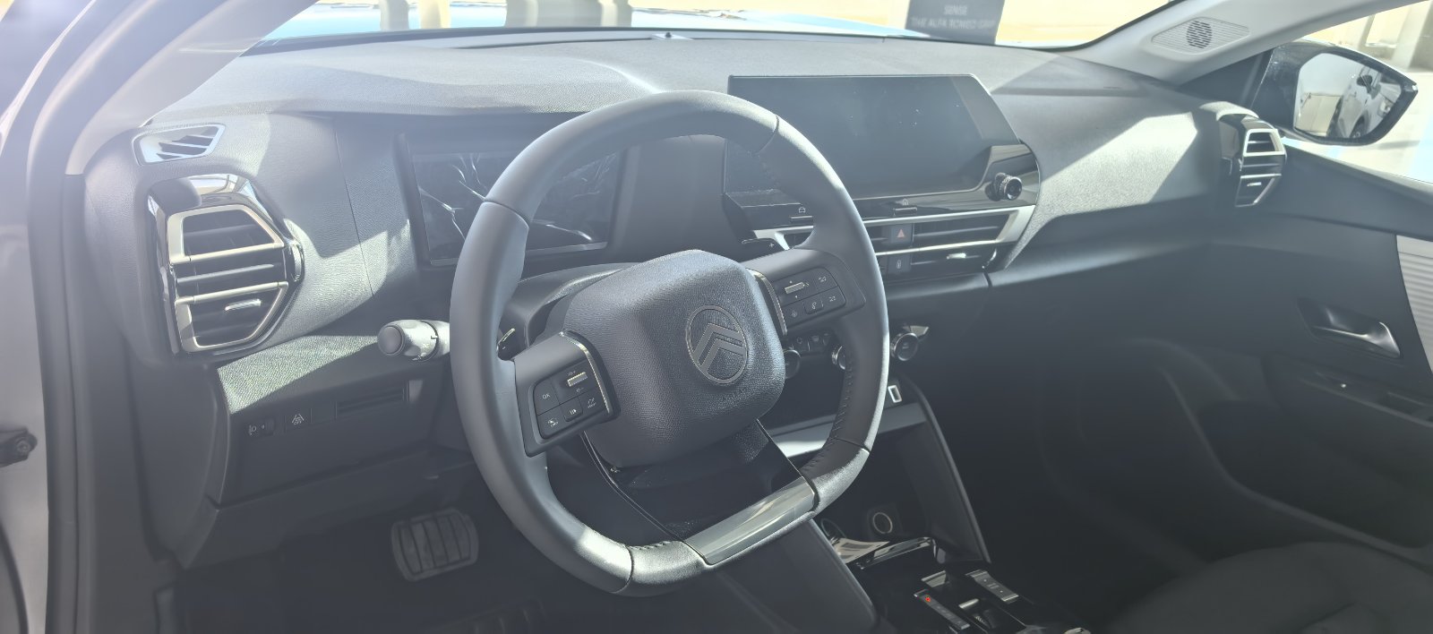 Citroen C4 Hybrid 145hp Automatic PLUS PACK | Αφοί Ιωαννίδη Α.Ε.